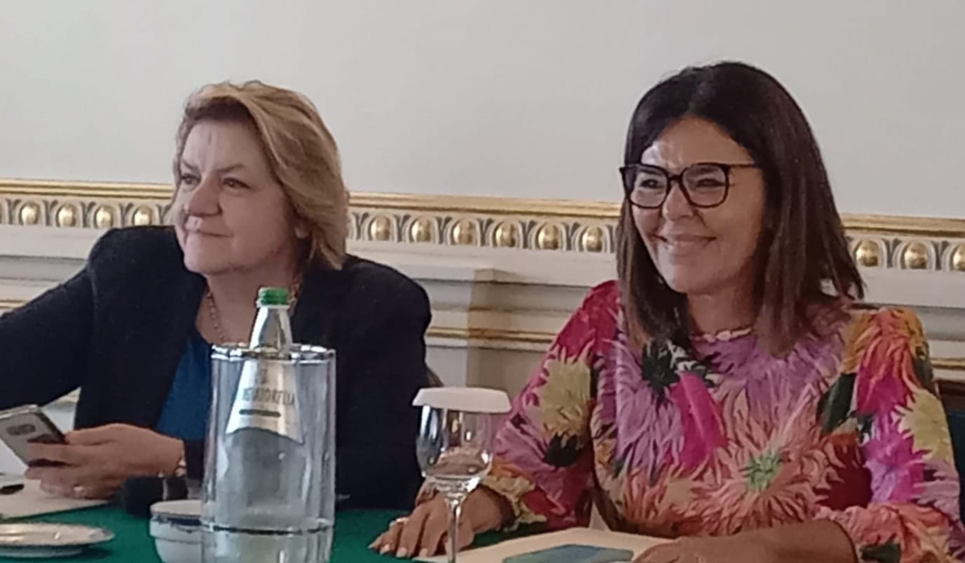 Regionali, Cleo Li Calzi presenta la sua candidatura con Caterina ...